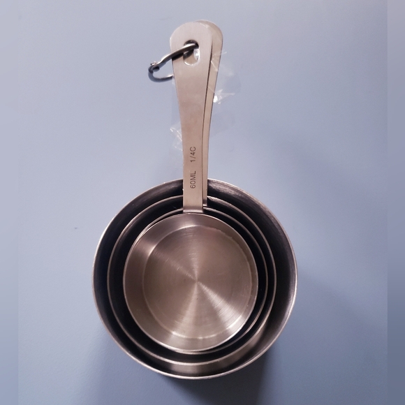 Oneida | Kitchen | Oneida Stainless Steel Stacking Measuring Cups Set ...